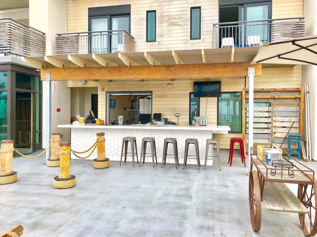 Hello Betty Fish House – VW Bus & Rooftop Bar | Lahaina Architects